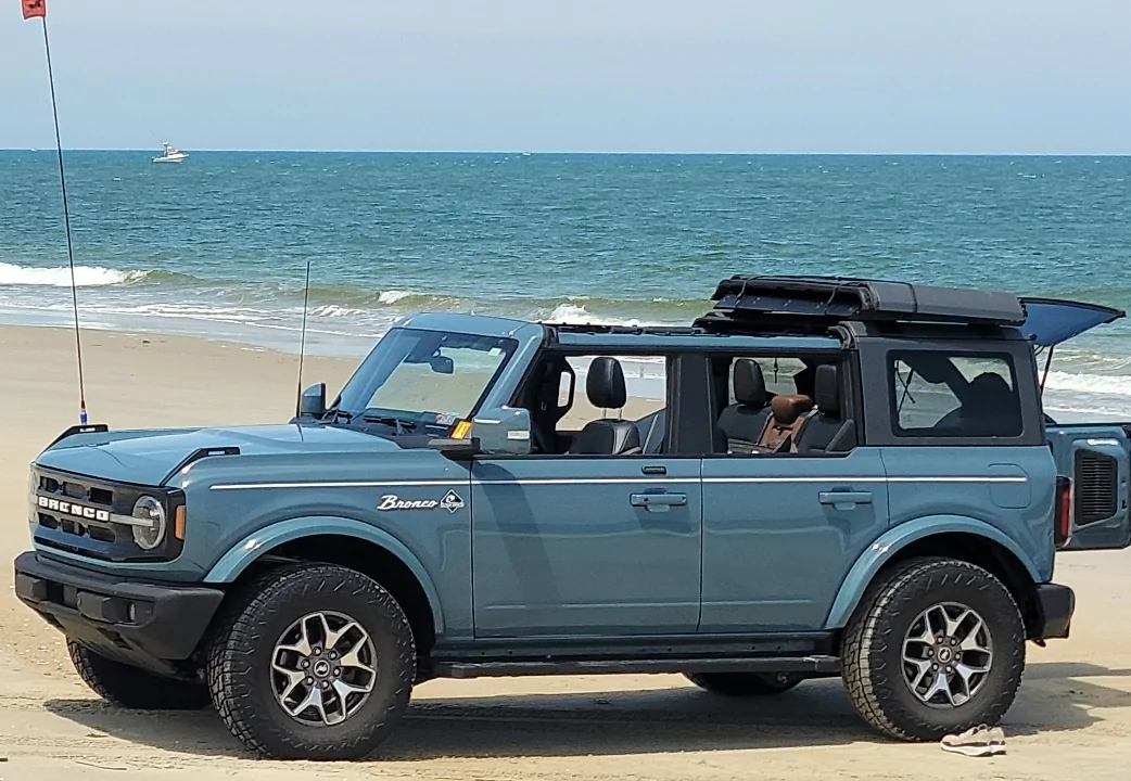 Okay the color match roof is dope | Page 4 | Bronco6G - 2021+ Ford ...