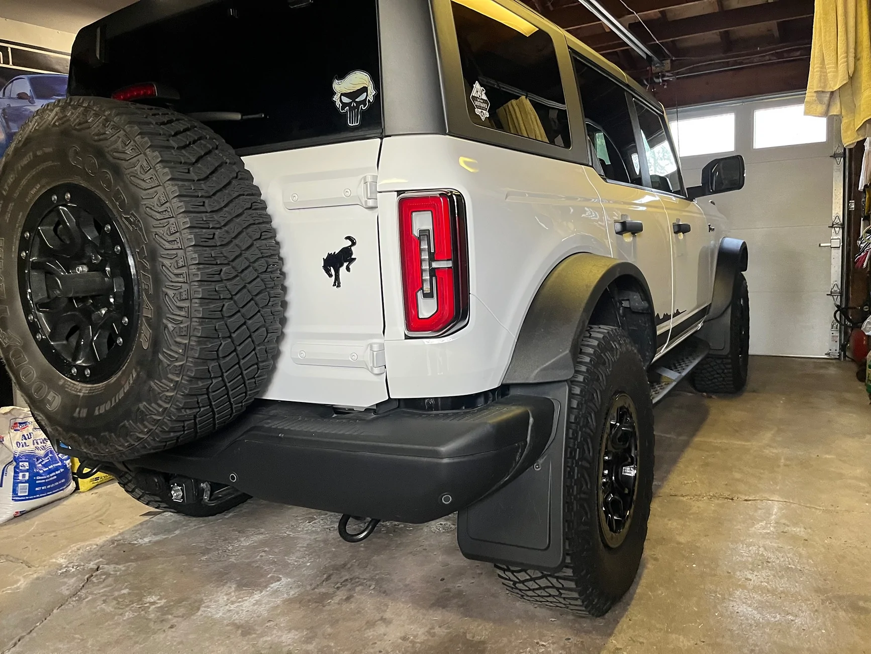 Additional lift: Fox Performance elite 2.5 with upgraded coil overs ...