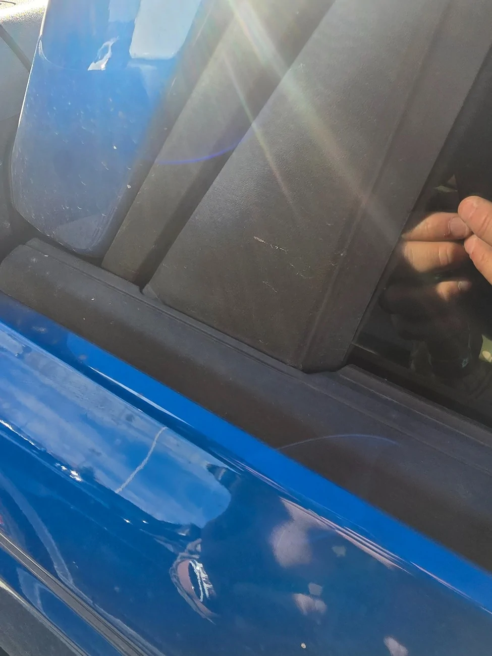 SSM 53981: 2021-2024 Bronco - Window Rattle From The Front Doors Over ...