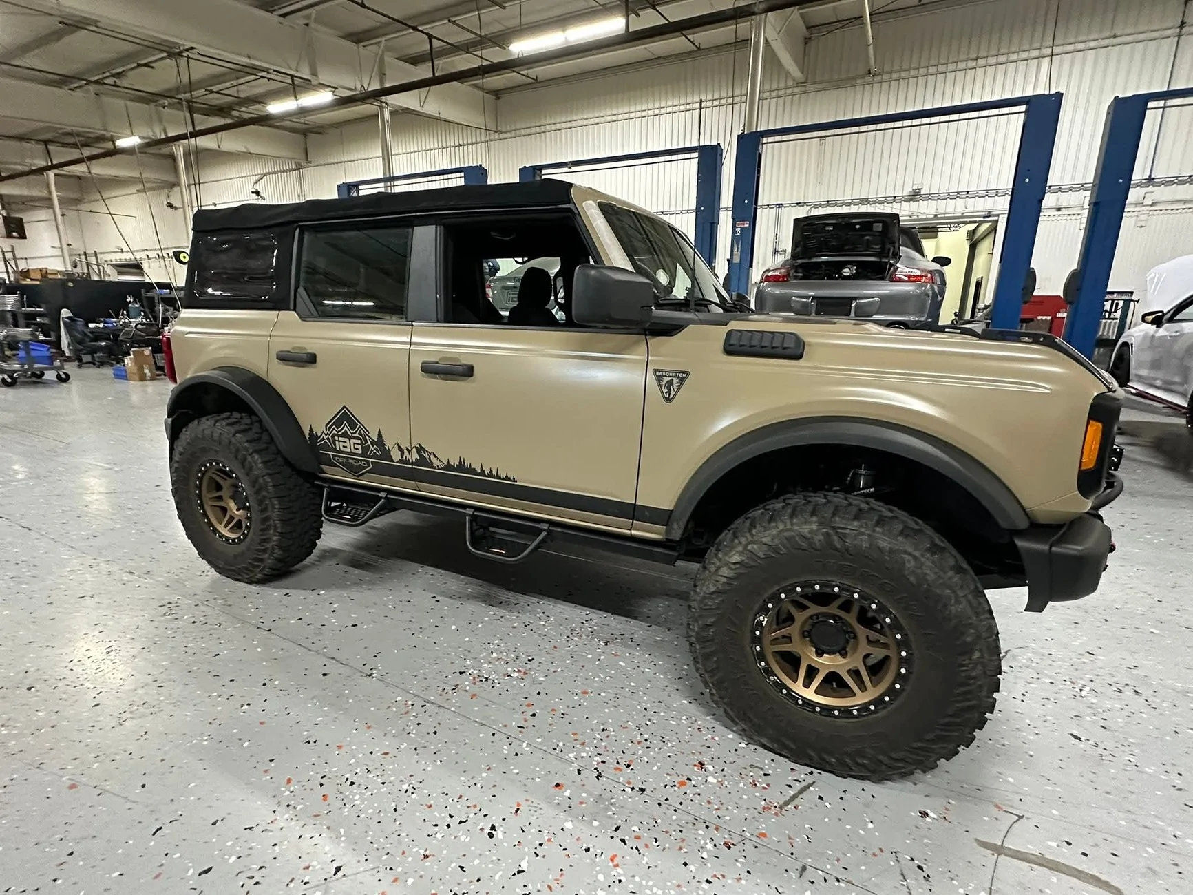 👀 Sneak peek of our eagerly anticipated V3 drop steps 👀🇺🇲 | Bronco6G ...