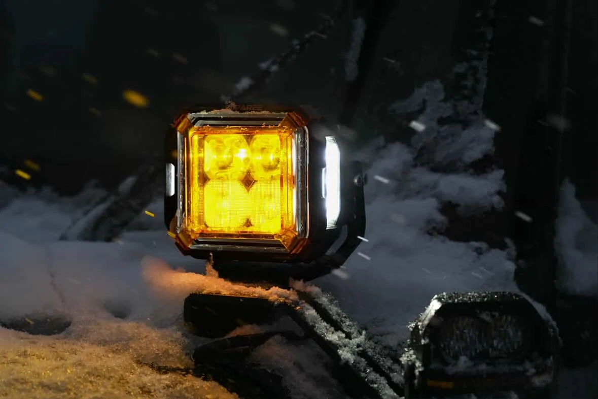 Snowy day vs Rainy day, which do you hate more when driving? | Bronco6G ...