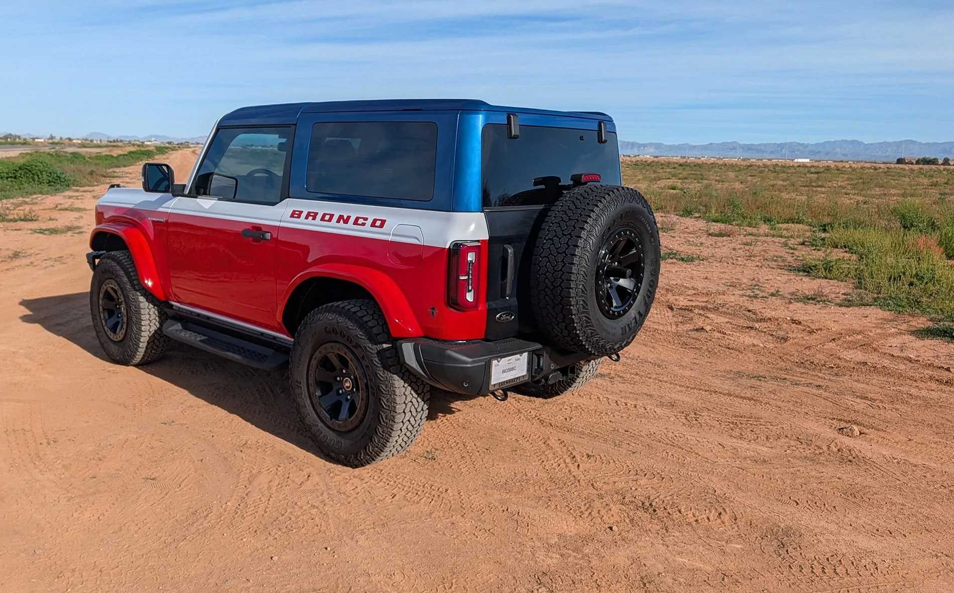 Final exterior touches on the Stroppe. | Bronco6G - 2021+ Ford Bronco ...
