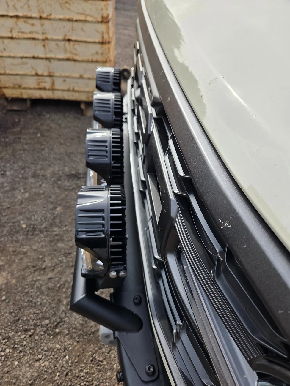 Baja Design 4 x LP6 light pod bolt-on light bar setup w/ factory Aux ...