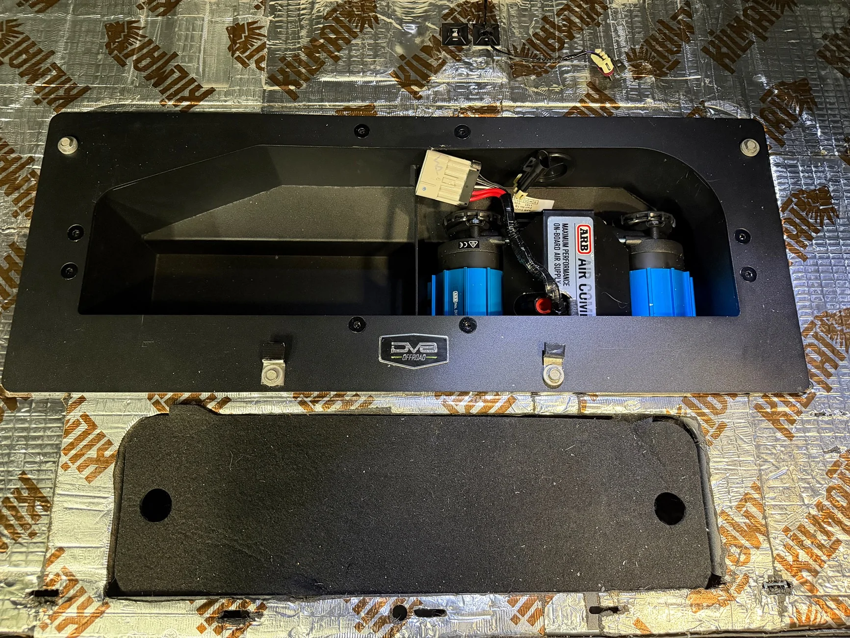 ARB Twin Compressor and the DV8 rear storage mount kit | Bronco6G ...