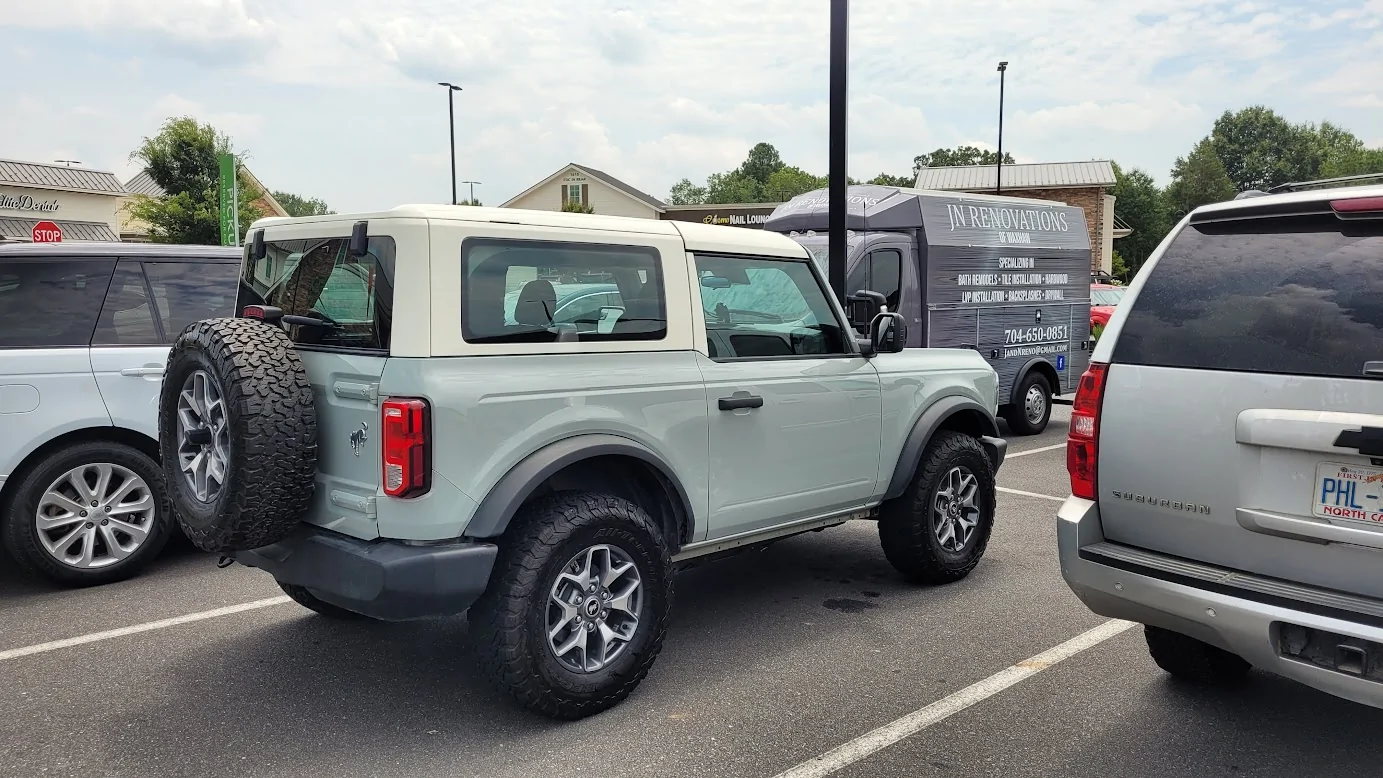 Best Roof Color for Velocity Blue Body? | Bronco6G - 2021+ Ford Bronco ...