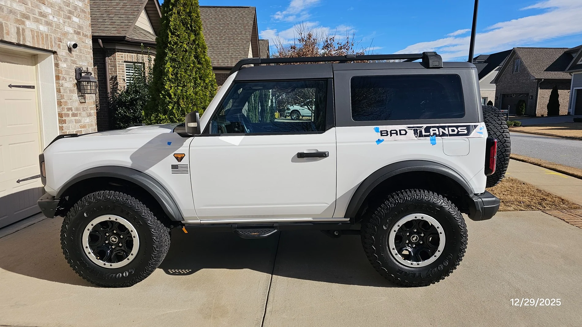 Opinions? Badlands vinyl - front or back look better? | Bronco6G - 2021 ...