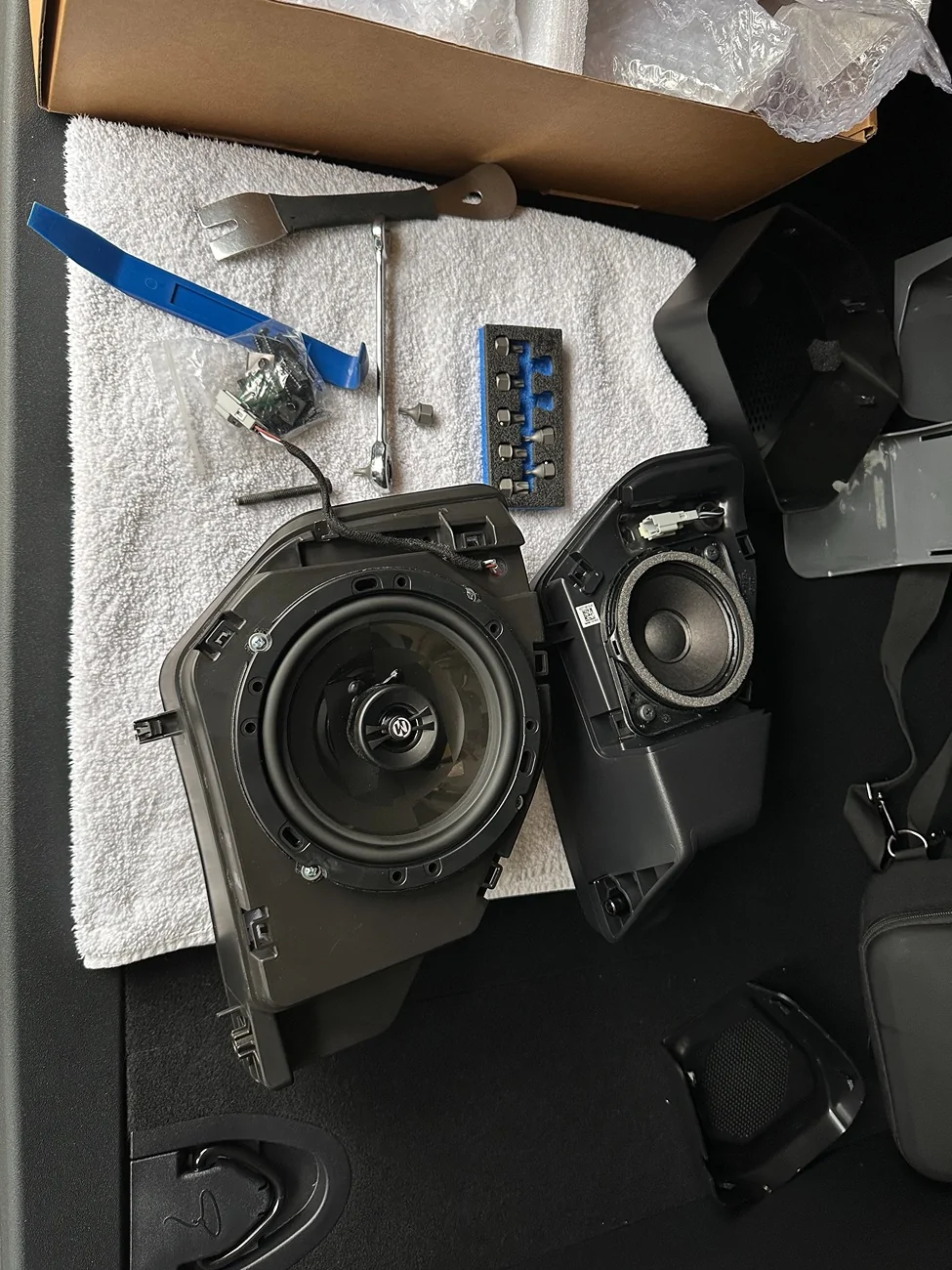New Tool Makes Rear Speaker Pod Replacement Easy! | Bronco6G - 2021 ...