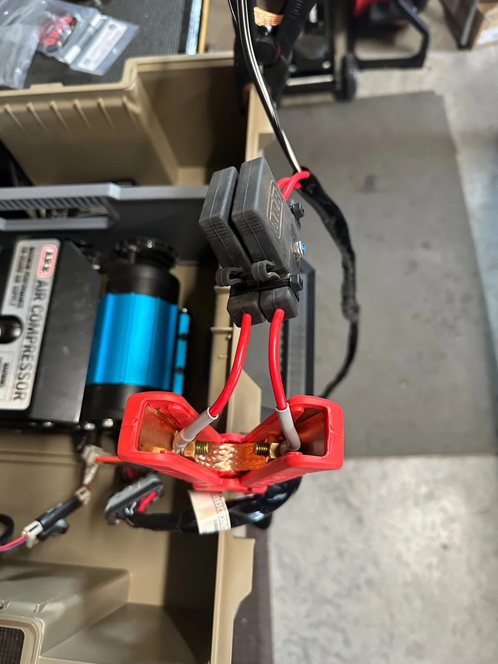 Portable ARB compressor setup in carry case | Bronco6G - 2021+ Ford ...