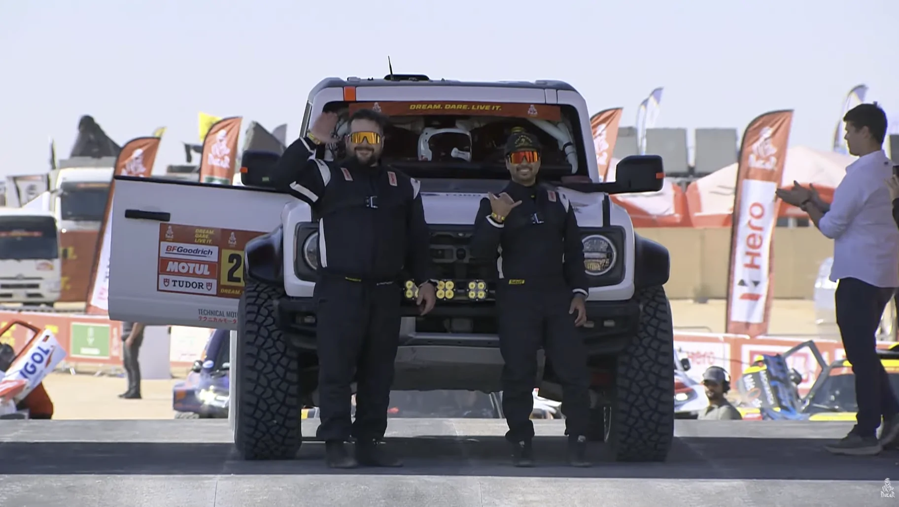 Bronco Raptor racing in the 2026 Dakar Rally | Bronco6G - 2021+ Ford ...