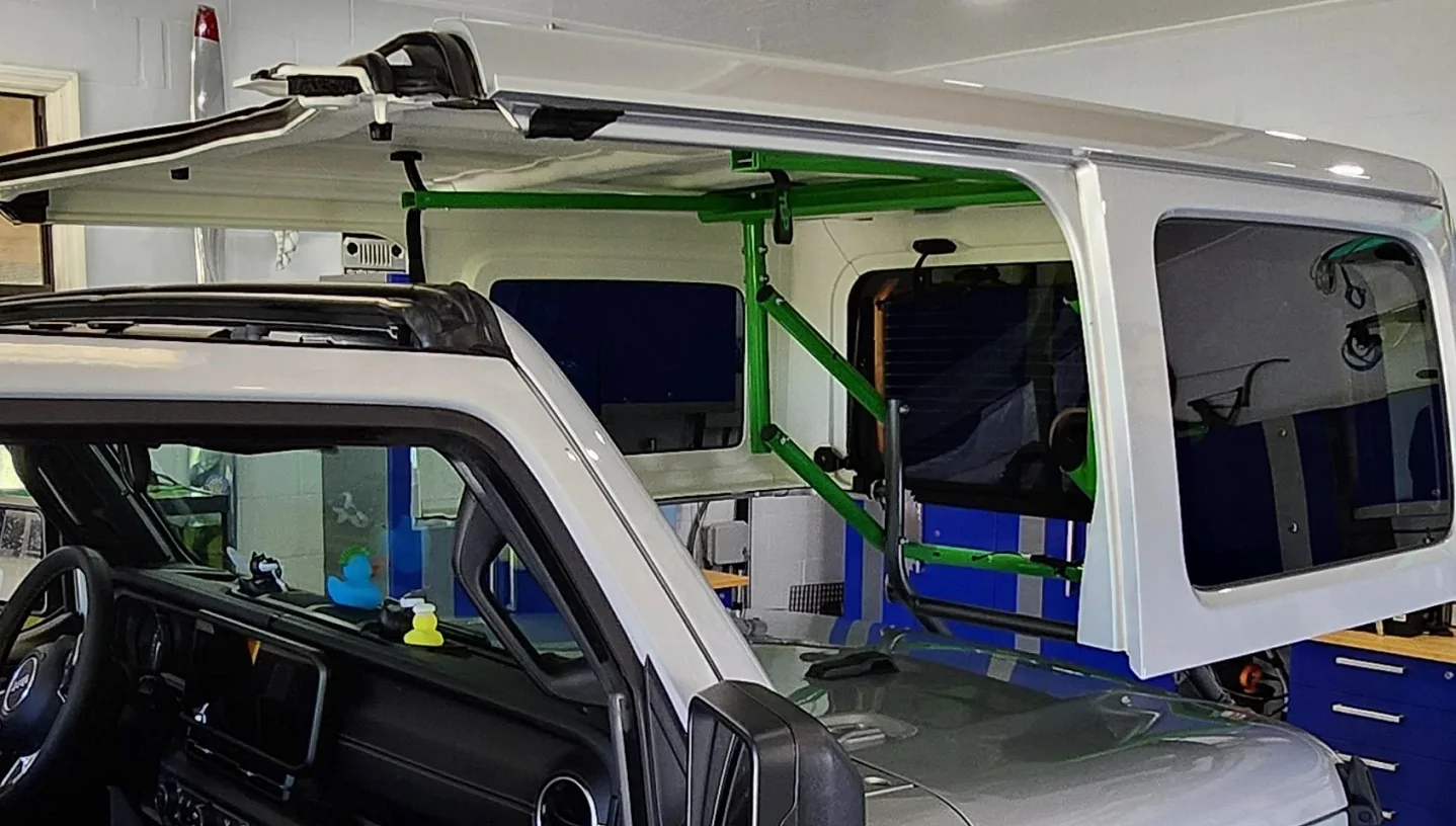 Anyone have a top lift pro? Confused on versions / compatibility ...