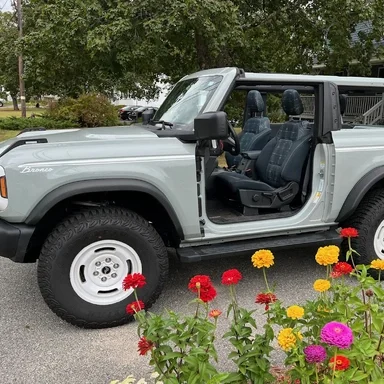 5.0 Coyote V8 engine swap kit for Bronco 6th gen now available ...